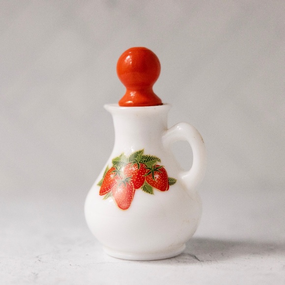 Avon | Accents | Avon Strawberries And Cream Vintage Bath Foam Jar Milk ...